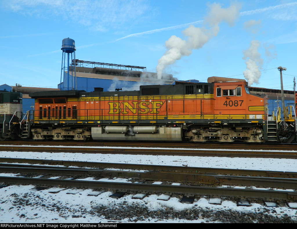 BNSF 4087